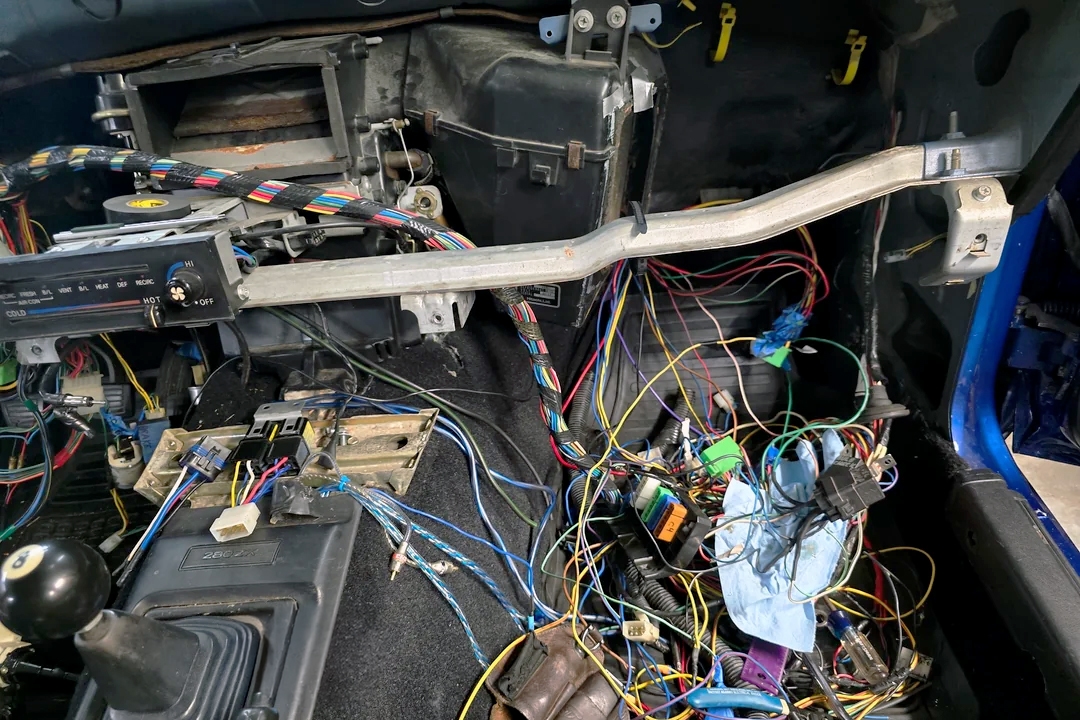 How to Identify a Failing Pin Connector and What to Do About It ...